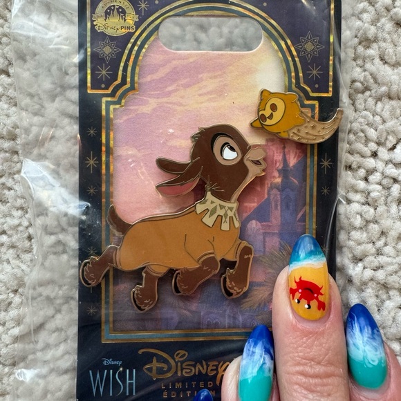 Disney | Jewelry | Disney Trading Pin Wish Limited Release Valentino ...